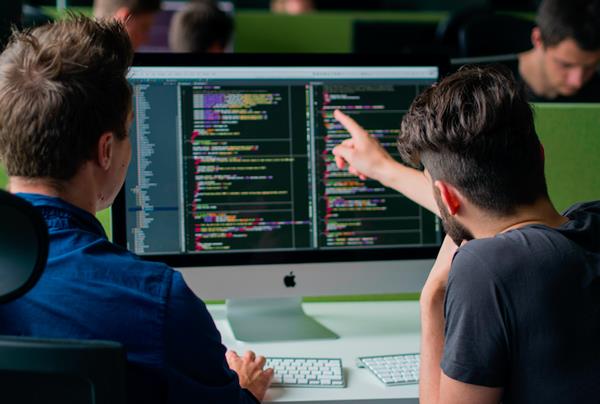 Conheça as vantagens e os desafios do Pair Programming - Blog C2TI ... Conheça as vantagens e os desafios do Pair Programming - Blog C2TI ...